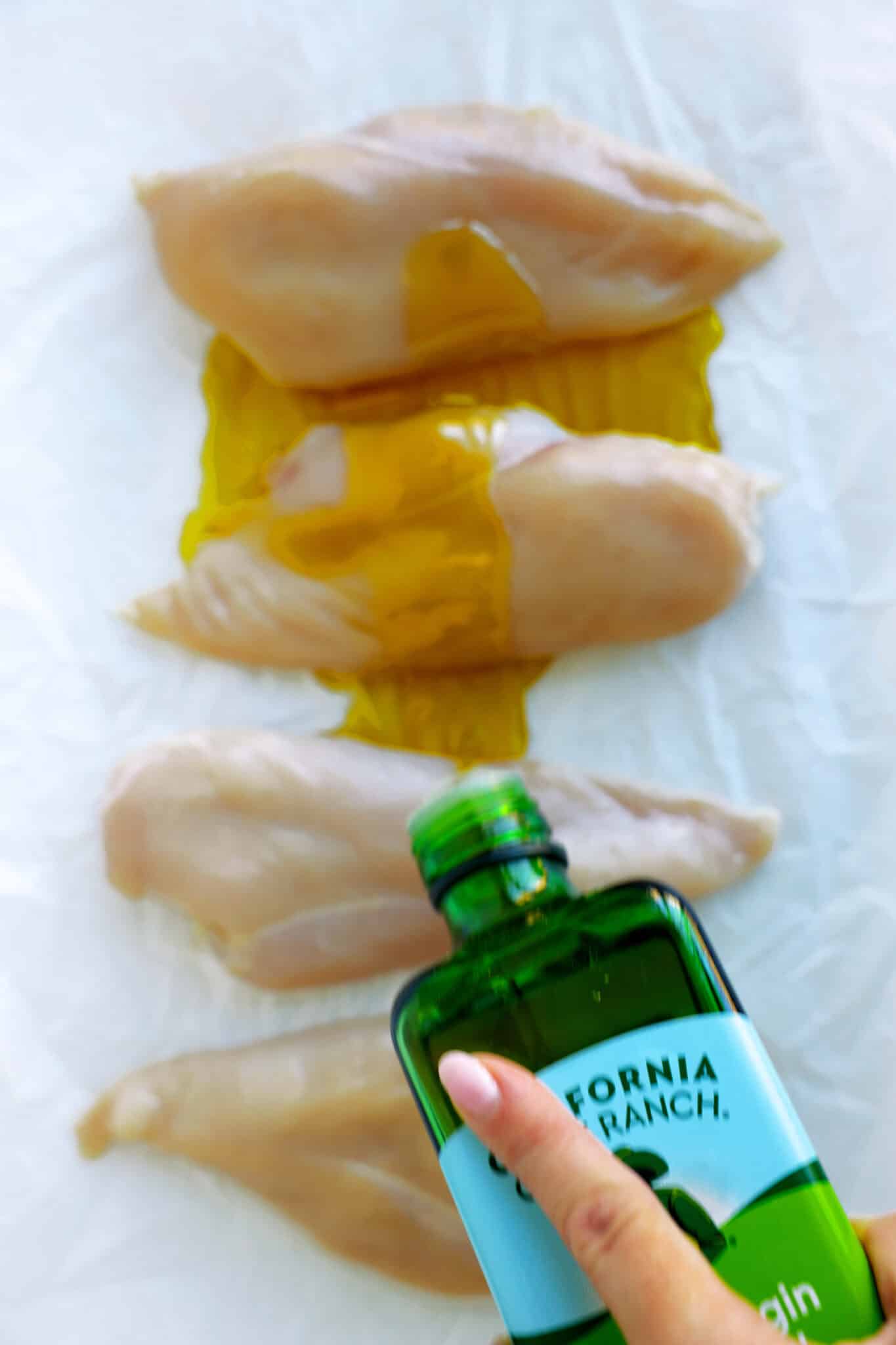 How to Bake Chicken Breasts in the Oven (Juicy 100% of the Time)