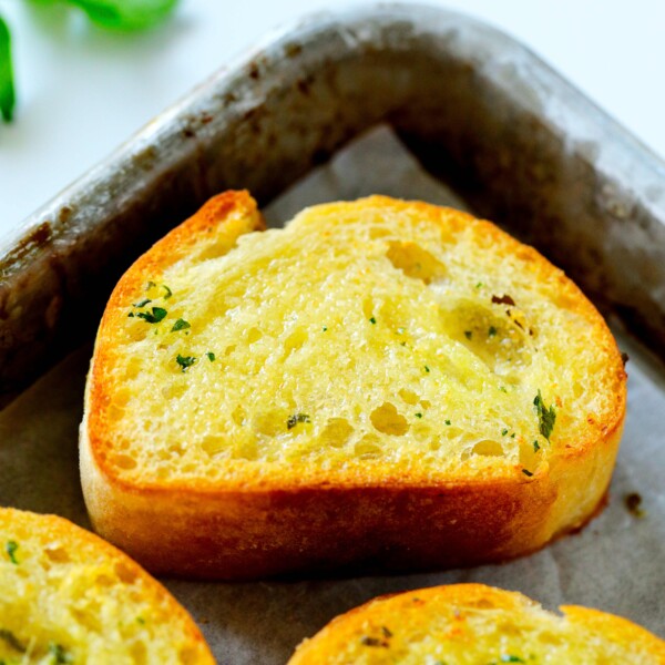 Texas Toast Garlic Bread Recipe - The Anthony Kitchen