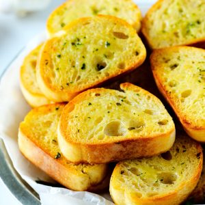 Texas Toast Garlic Bread Recipe - The Anthony Kitchen