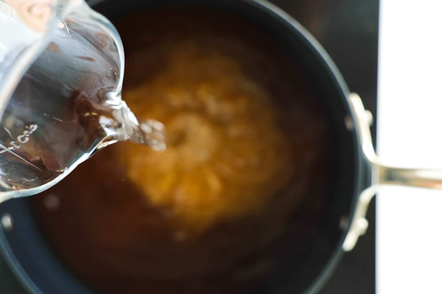 Brown Sugar Simple Syrup Recipe (2 Ingredients, 5 Minutes)