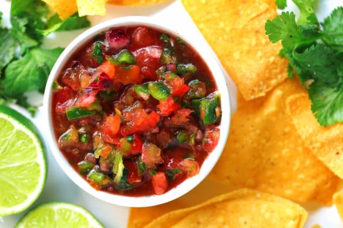 Salsa Fresca Recipe (Chuy's Copycat!)