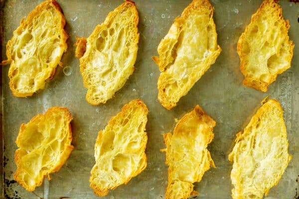 Easy Croissant Sandwich Recipe (Perfect for Breakfast + Brunch)