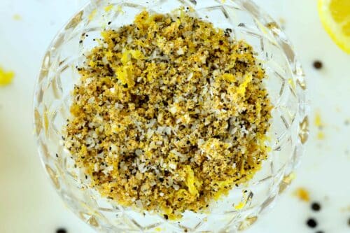 Homemade Lemon Pepper Seasoning (Fresh, No Drying!)