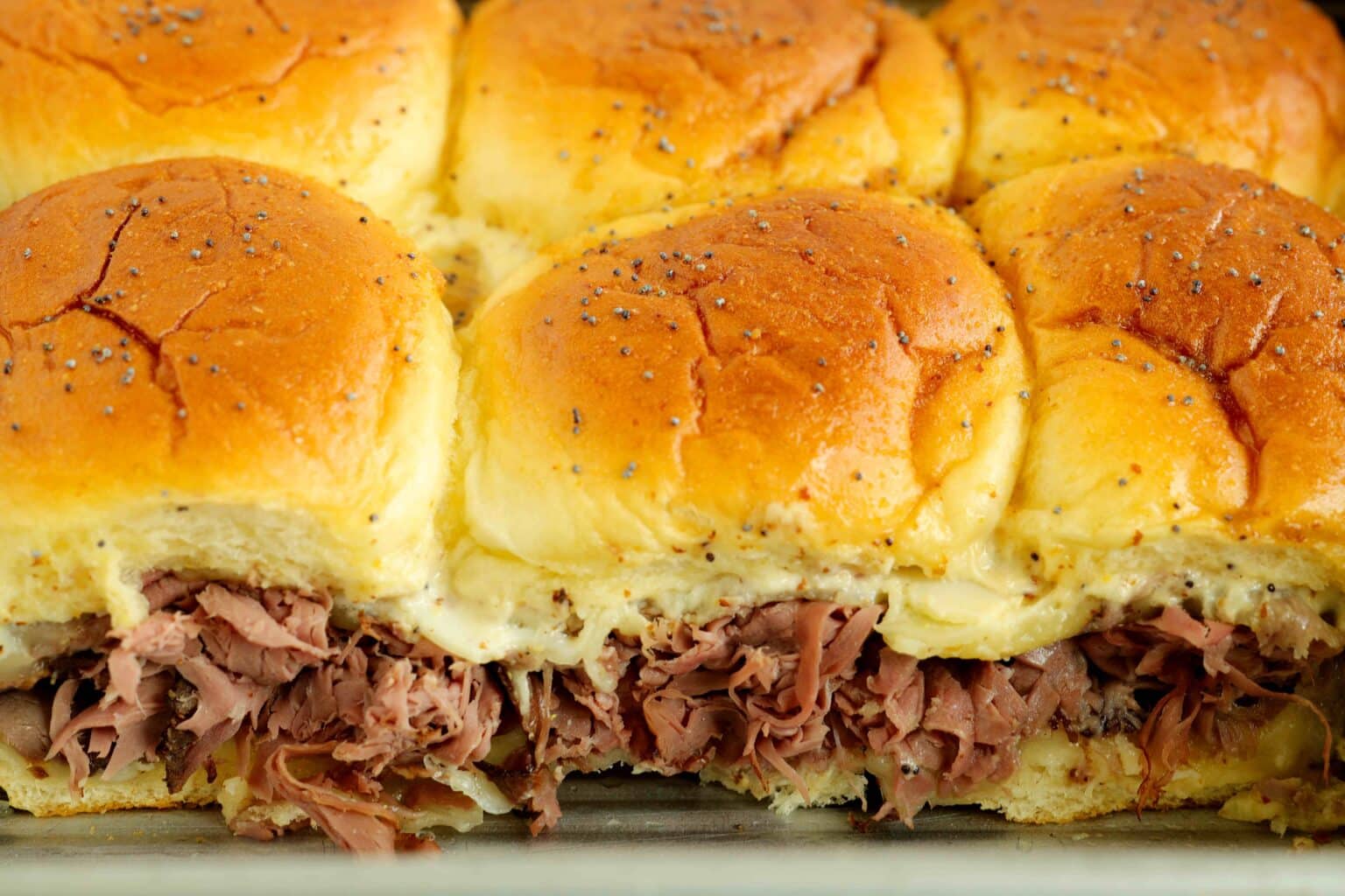 Roast Beef Sliders Recipe | Easy Party Appetizer