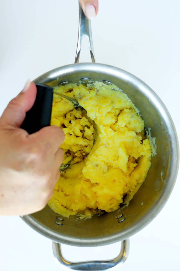 Creamy Yukon Gold Mashed Potatoes (So Buttery and Smooth)